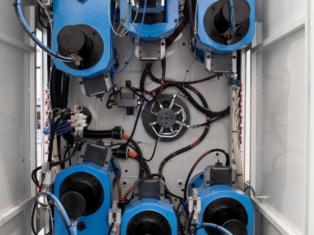 GNUTTI TRANSFER MACHINE FMF 16-125 CNC COMPLETELY OVERHAULED | ZD…